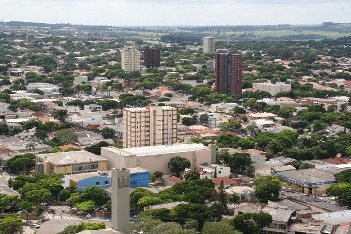 Concurso Prefeitura de Paranavaí - PR 2020: Salários de até R$ 7,6 mil!