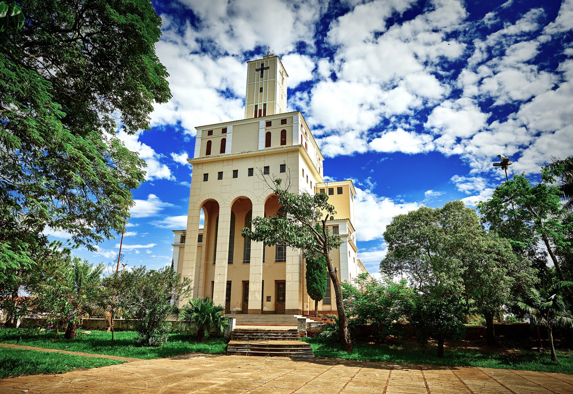 Concurso Prefeitura de Lucélia - SP 2020: Salários de até R$ 10,8 mil!