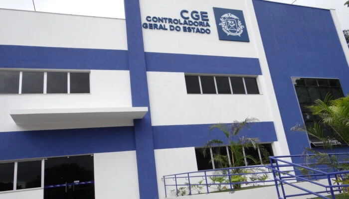 Concurso CGE PI: Edital com 10 vagas e iniciais de R$19 mil!